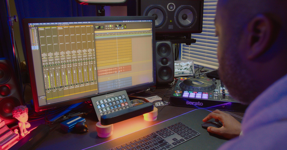 Ohmygah Os Young Deconstructing a Mix #49 - Videos - Mix With The Masters