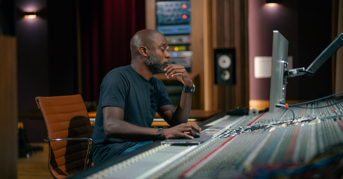 Bongos Cardi B, Megan Thee Stallion Inside the Track #103 - Videos ...